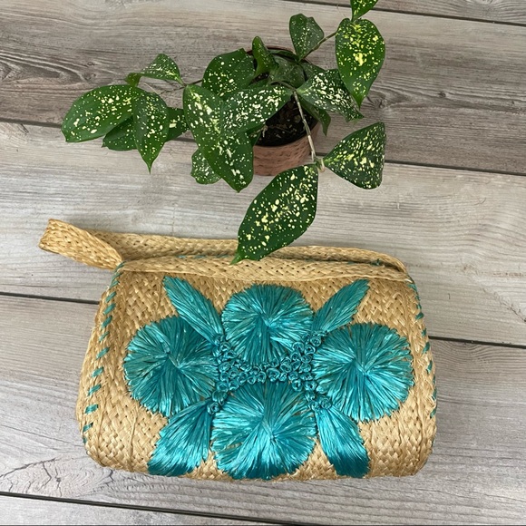 Vintage | Bags | Vintage Raffia Embroidered Floral Shoulder Bag | Poshmark